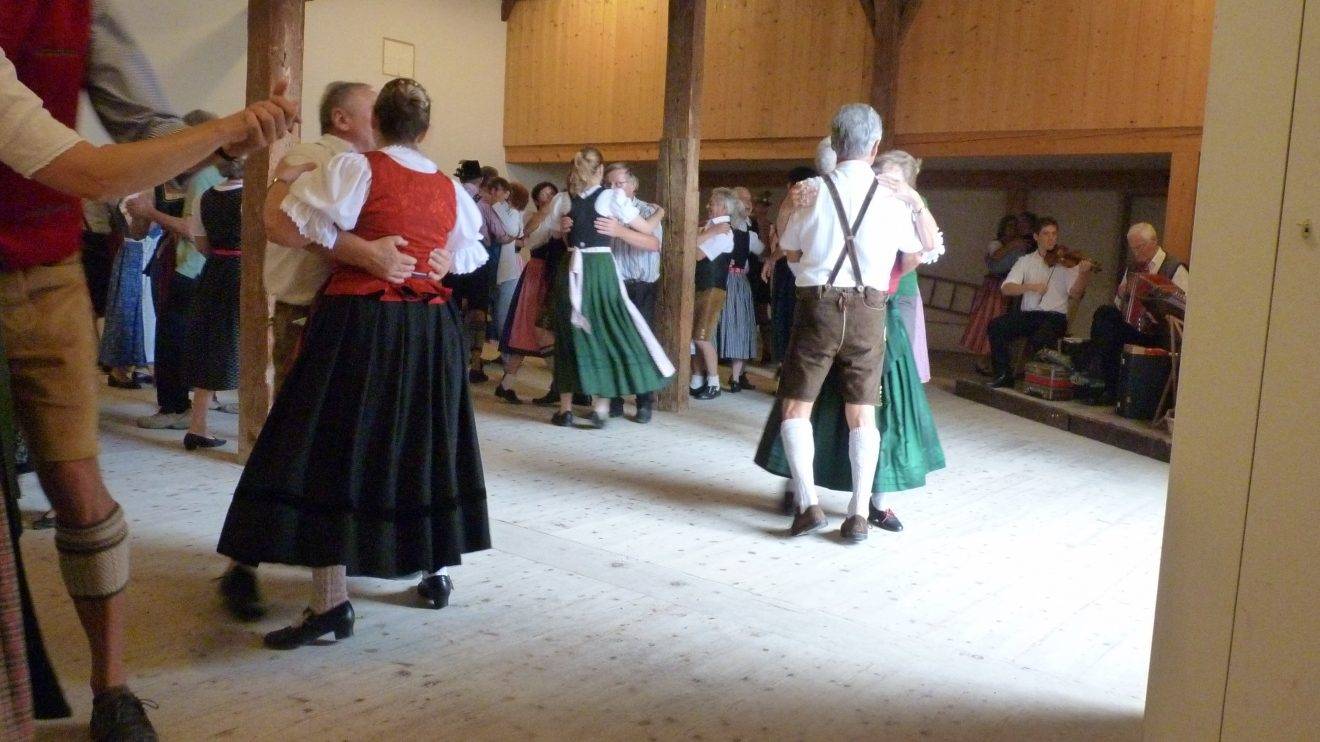 P1030051 - Boarisch Tanzen